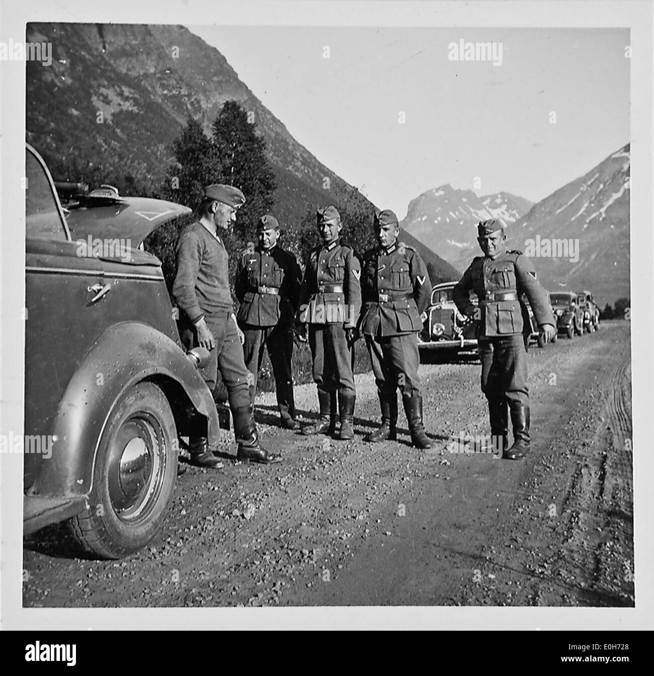 Transport drivers world war Black and White Stock Photos & Images - Alamy