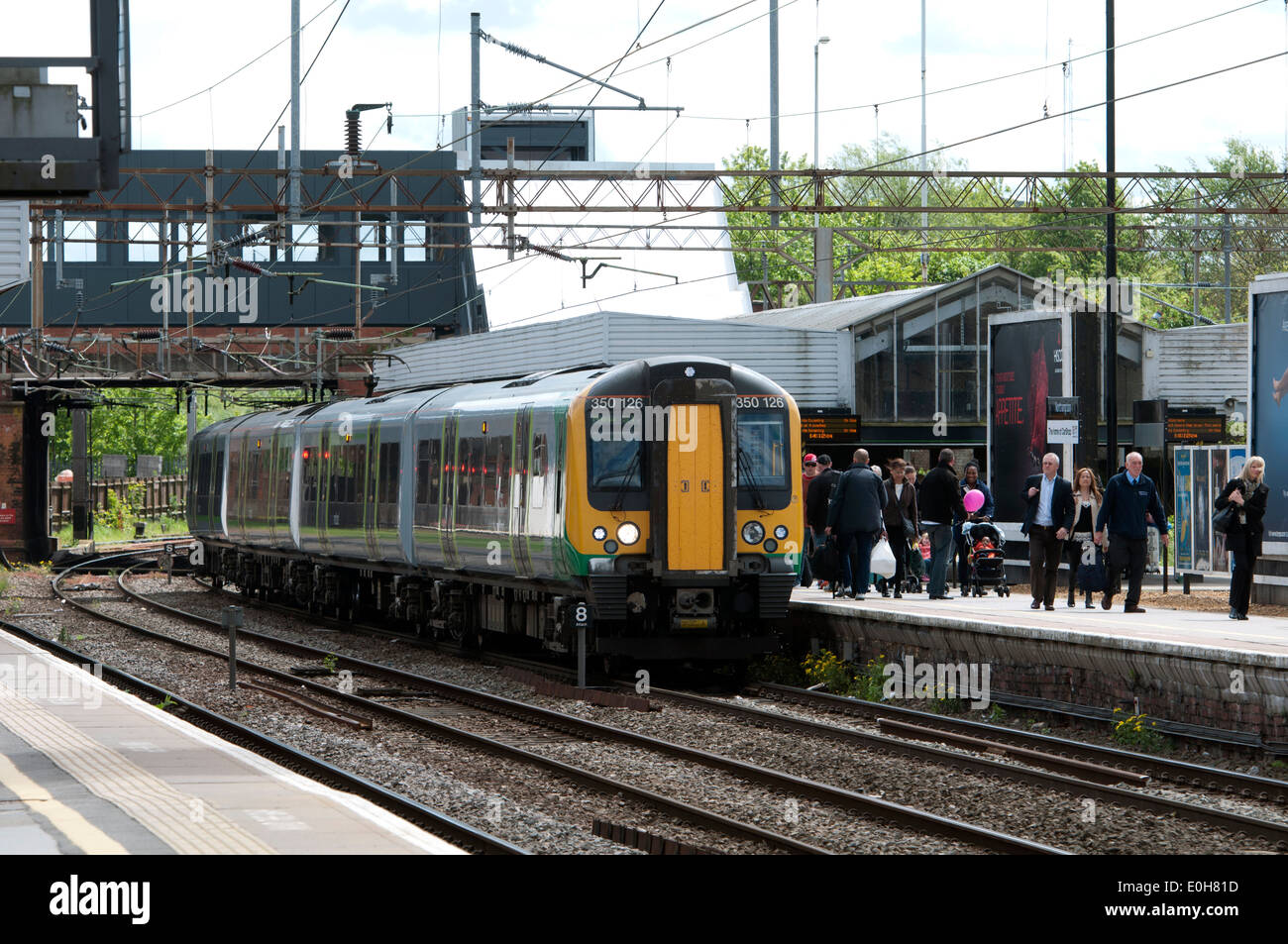 London Midland train at Northampton station, Northamptonshire, England ...