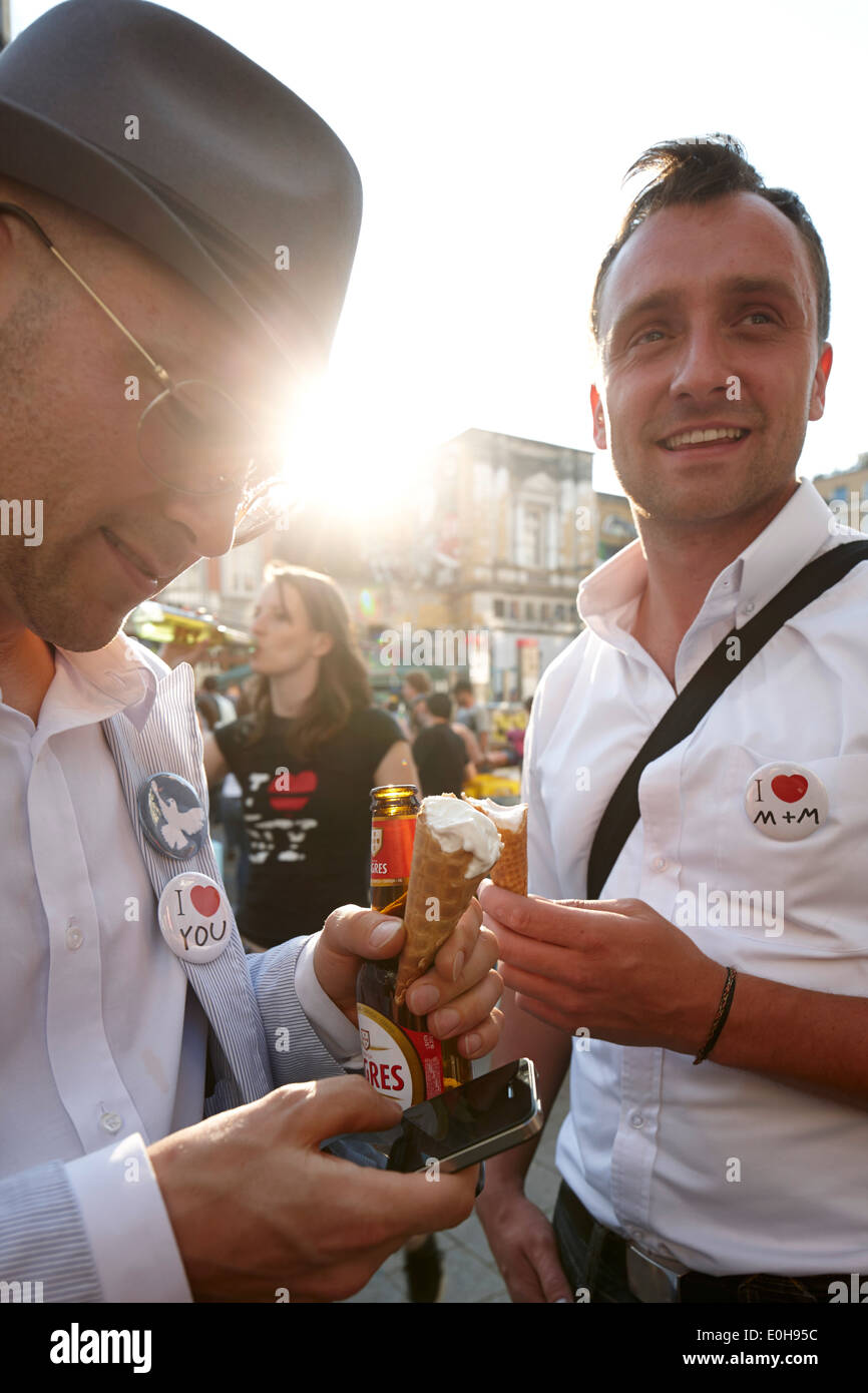 Visitors of the Schanzenfest, Archidi-John-Platz, Schanze district ...