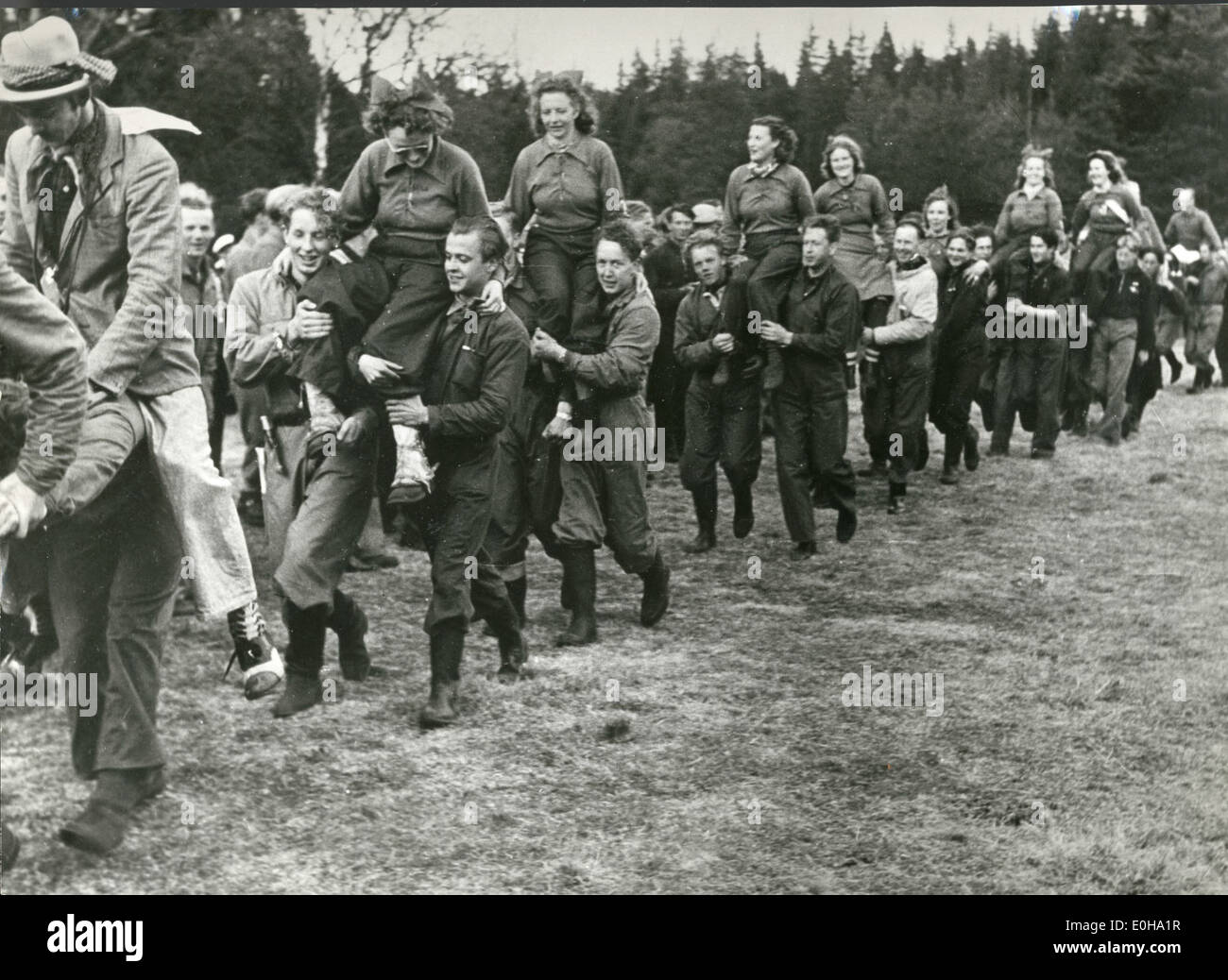 War related migration hi-res stock photography and images - Alamy