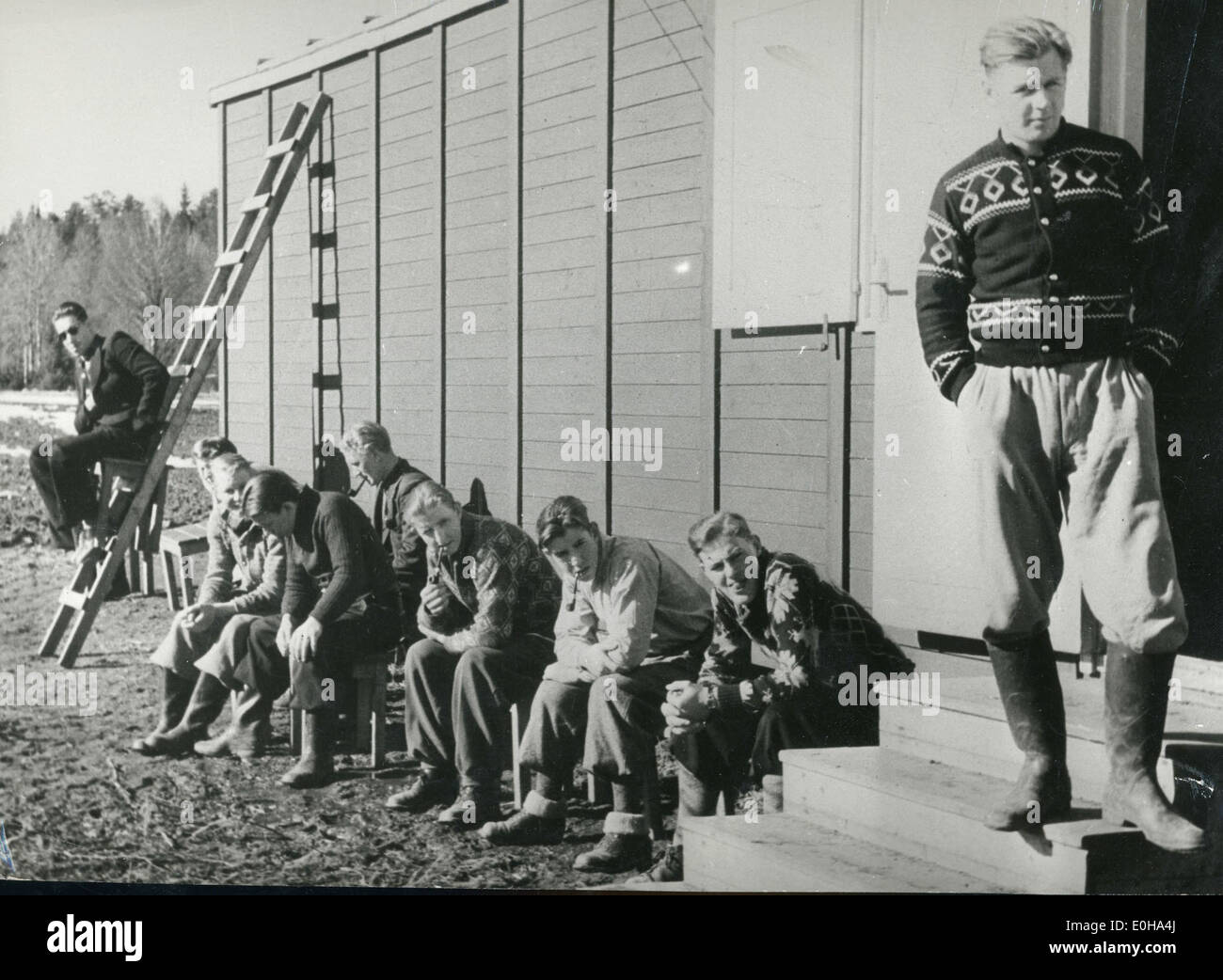 This image refers to 'Flukt, mottak og forlegninger' (Escape, Reception ...