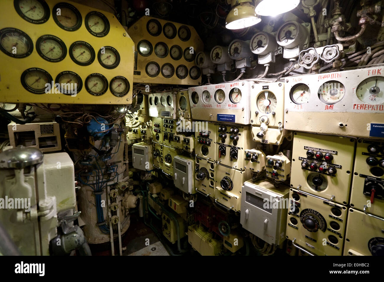 Submarine interior hi-res stock photography and images - Alamy
