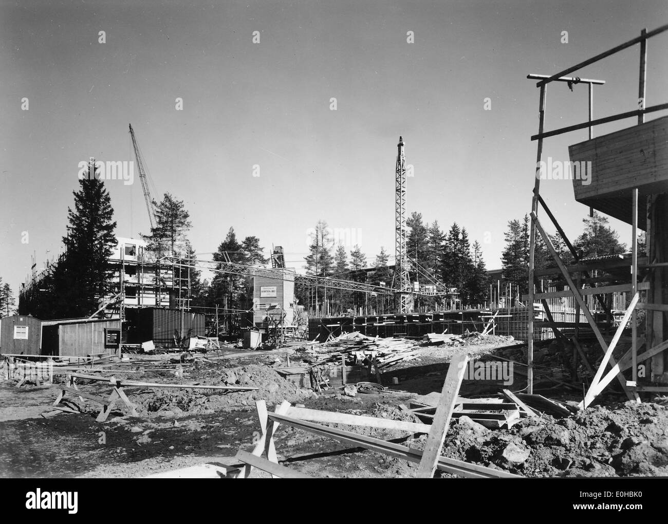 A historical photo capturing the construction site in Oppsal, Oslo ...