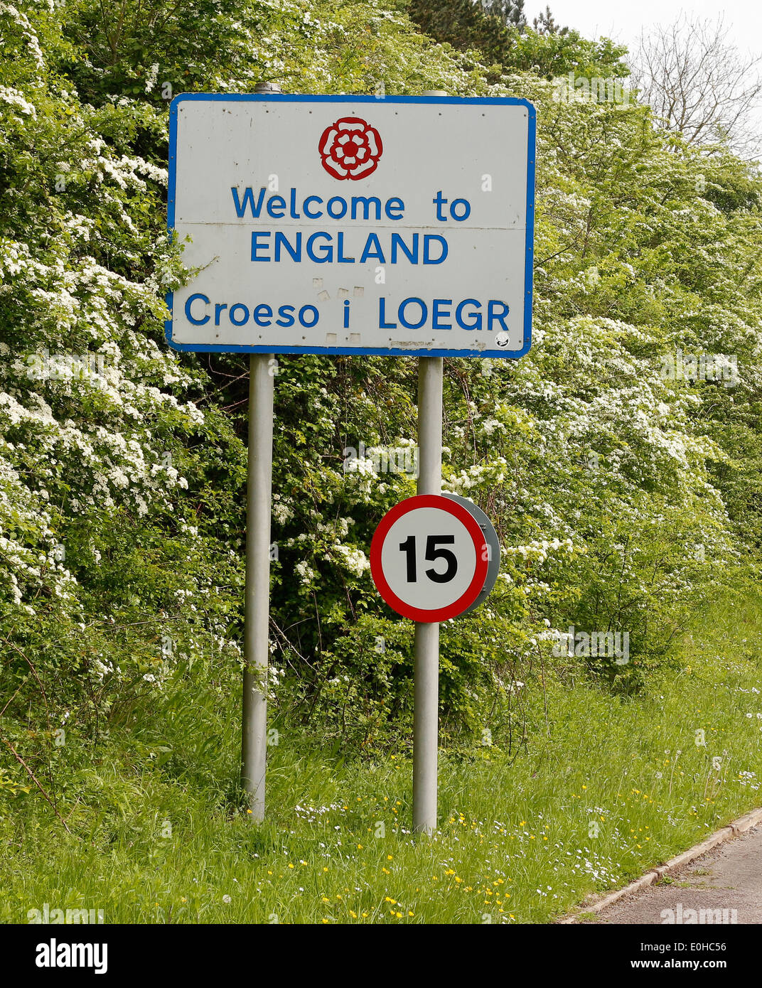 Welcome to England sign on the English side of the Severn Bridge at ...
