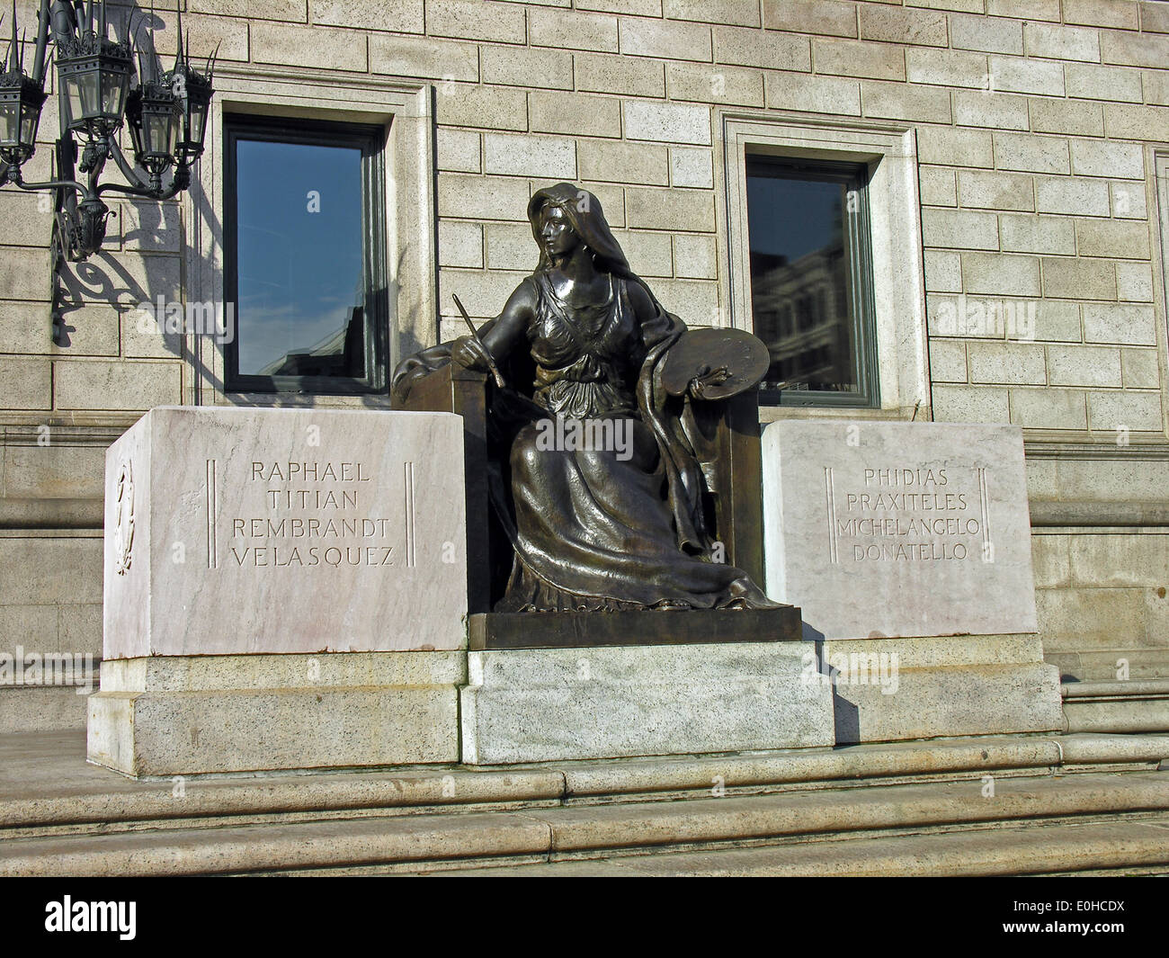 Boston Public Library Statue Stock Photos & Boston Public Library ...