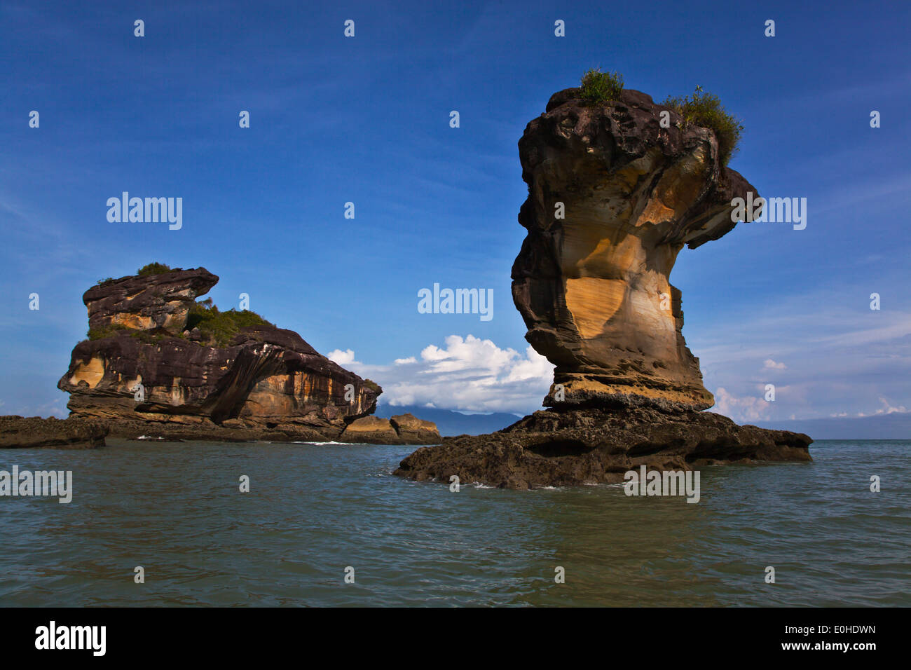 Seastack hi-res stock photography and images - Alamy