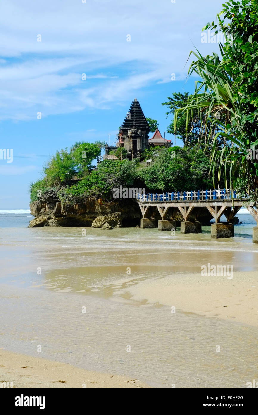 ismoyo island with amerta jati hindu temple off the beach and sea at ...