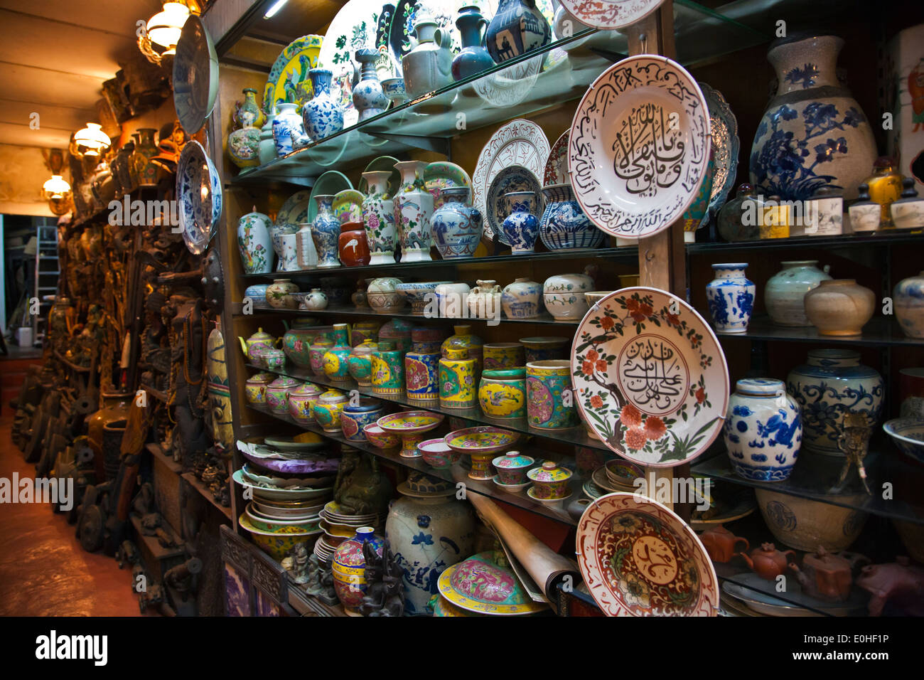 A CURIO SHOP in the city of KUCHING - SARAWAK, BORNEO, MALAYSIA Stock ...