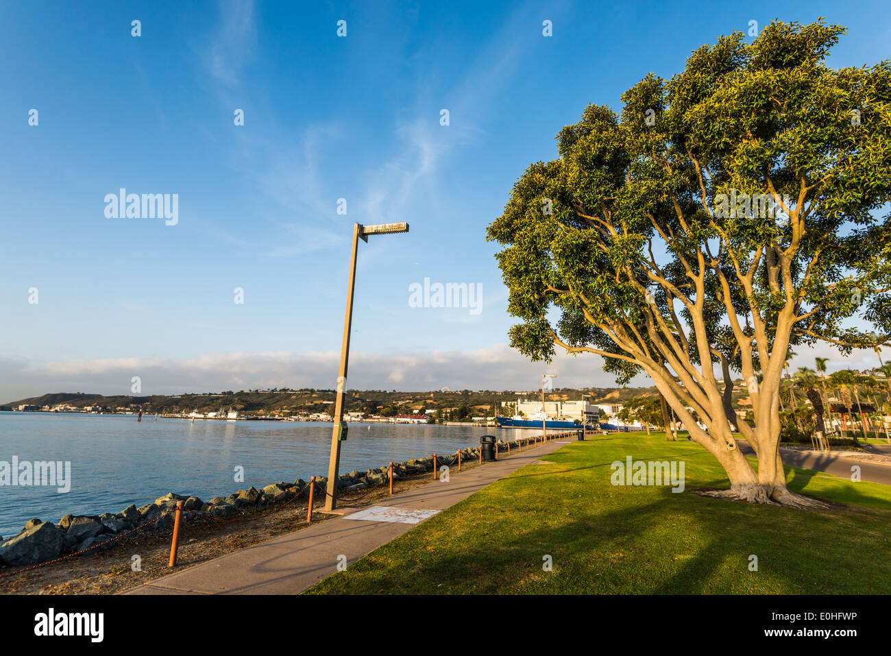 Shelter Island Shoreline Park and San Diego Harbor in the morning. San ...