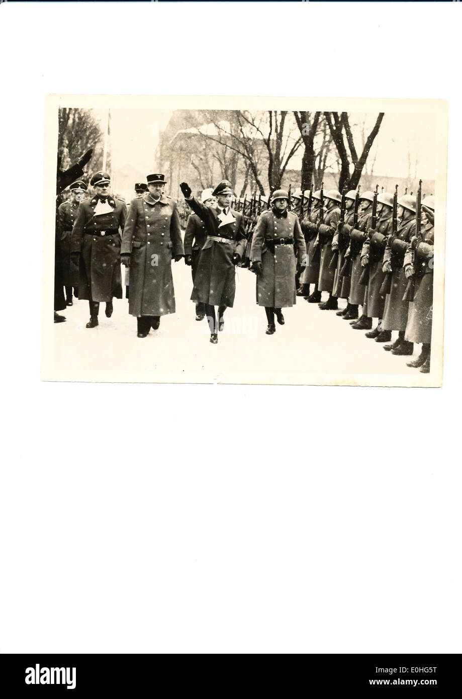 The photograph shows Norwegian puppet leader Vidkun Quisling with Nazi ...