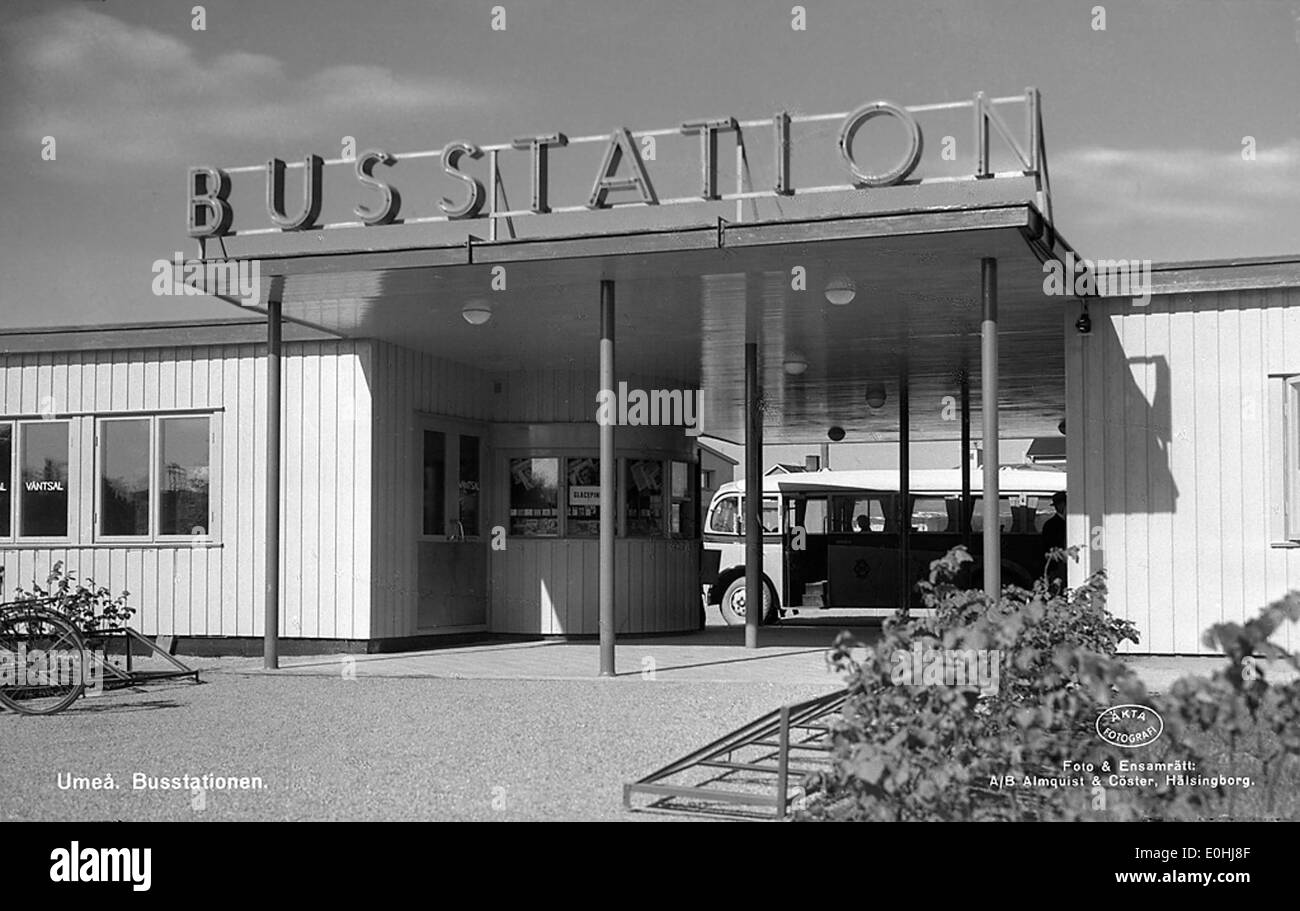 Vintage bus stop hi-res stock photography and images - Alamy