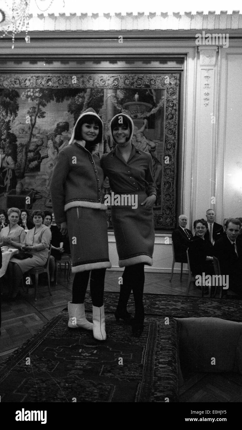 Grand hotell hi-res stock photography and images - Alamy