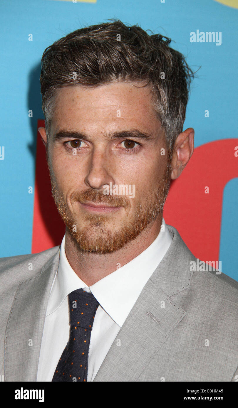 New York, New York, USA. 12th May, 2014. Actor DAVE ANNABLE attends the ...