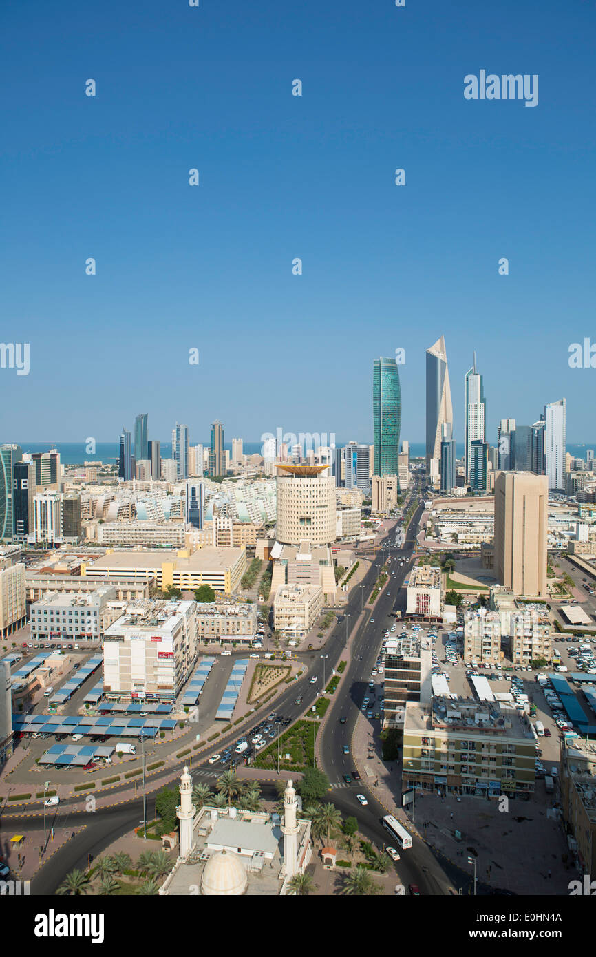 Kuwait city highway hi-res stock photography and images - Alamy