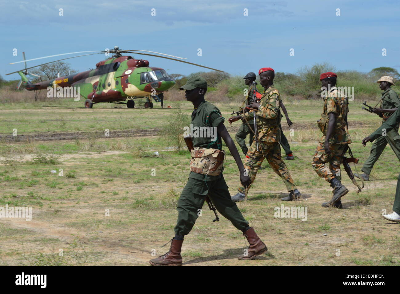 Gumuruk, Jonglei, South Sudan. 13th May, 2014. Delegation members ...