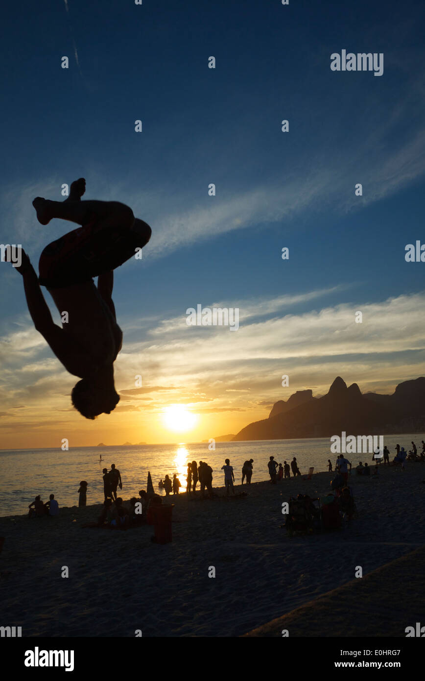 Flying down to rio hi-res stock photography and images - Alamy