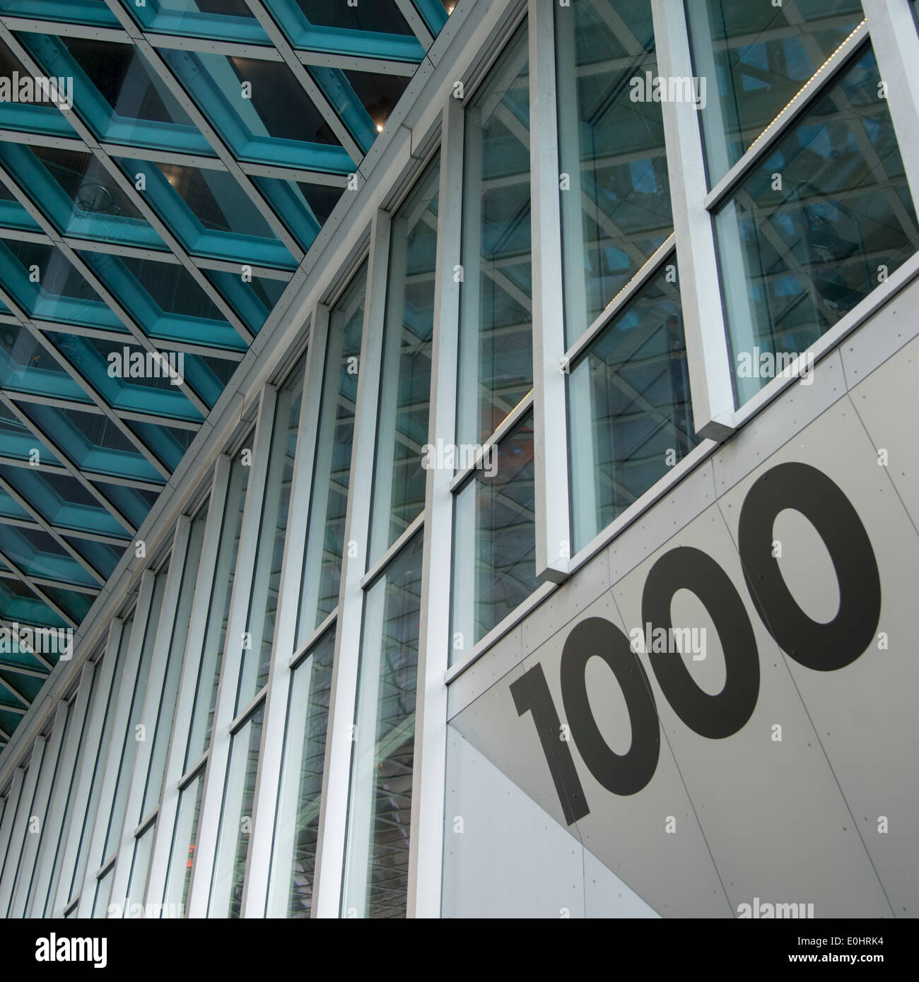 Seattle central library hi-res stock photography and images - Alamy