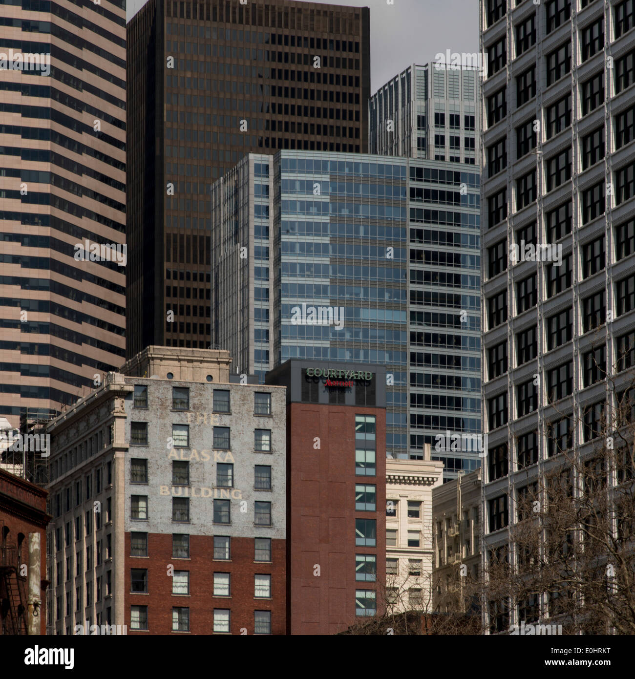 Buildings pioneer square seattle hi-res stock photography and images ...
