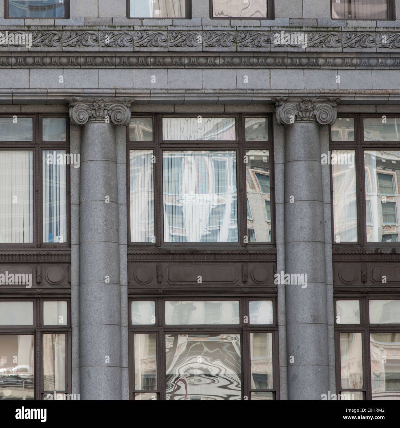 Building seattle washington hi-res stock photography and images - Alamy