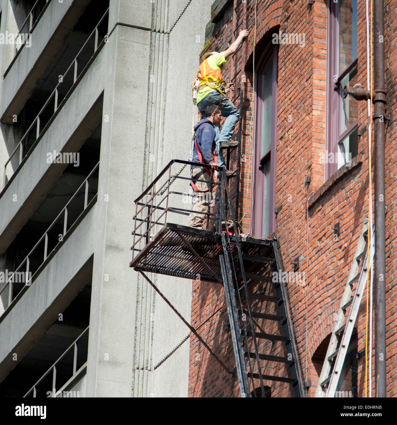 Maintenance workers hi-res stock photography and images - Alamy