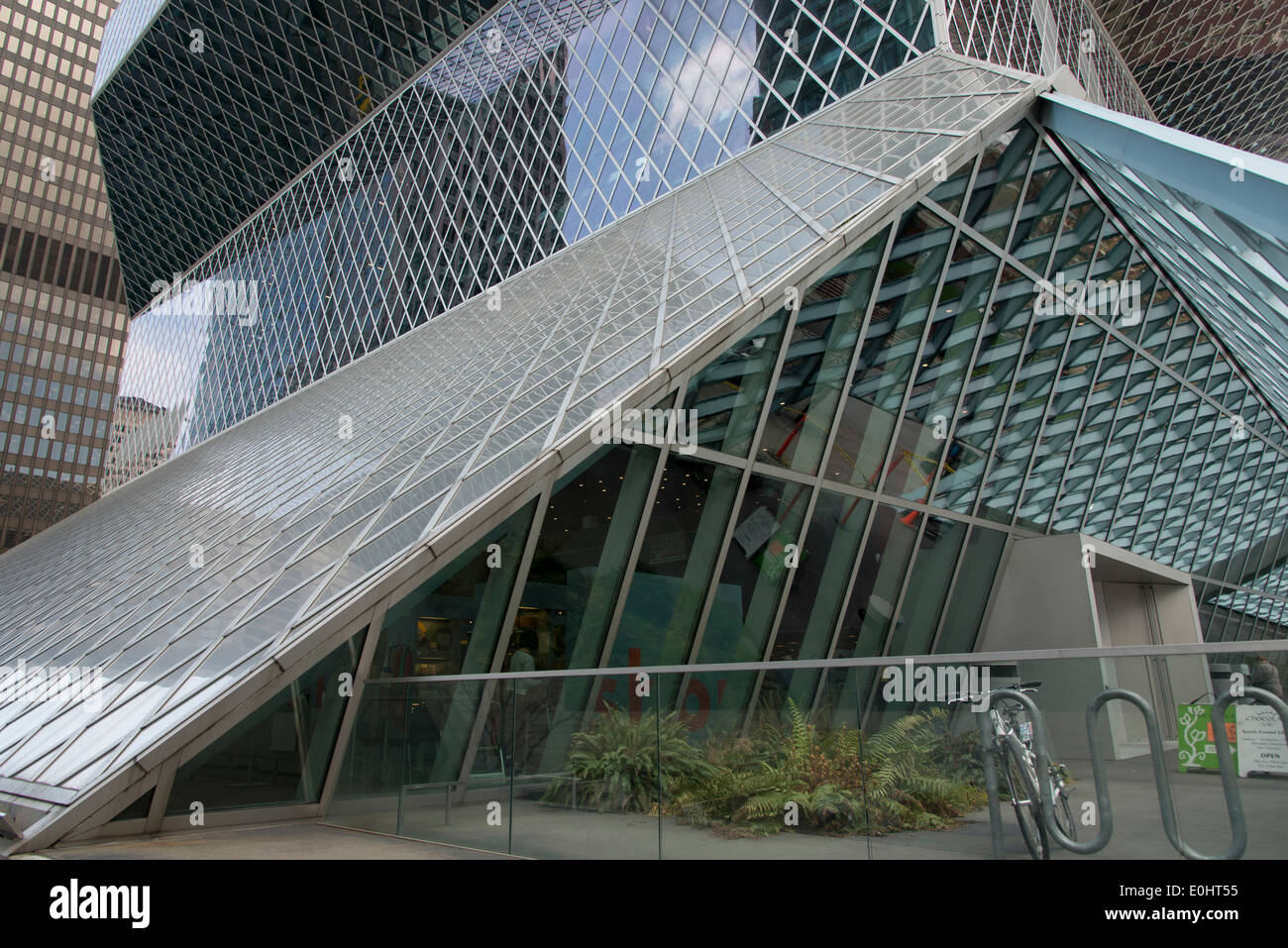 Seattle central library hi-res stock photography and images - Alamy
