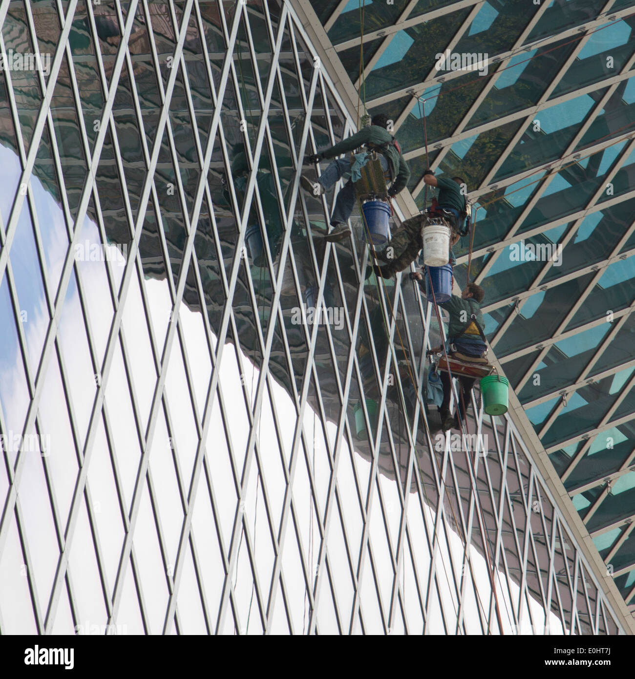 Window washers cleaning windows of Seattle Central Library, Seattle ...