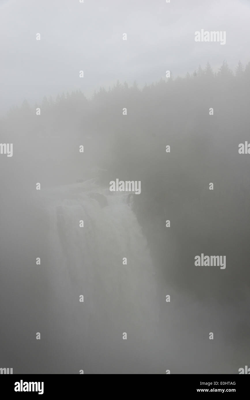 Fog over Snoqualmie Falls, Snoqualmie, Fall City, Washington State, USA ...