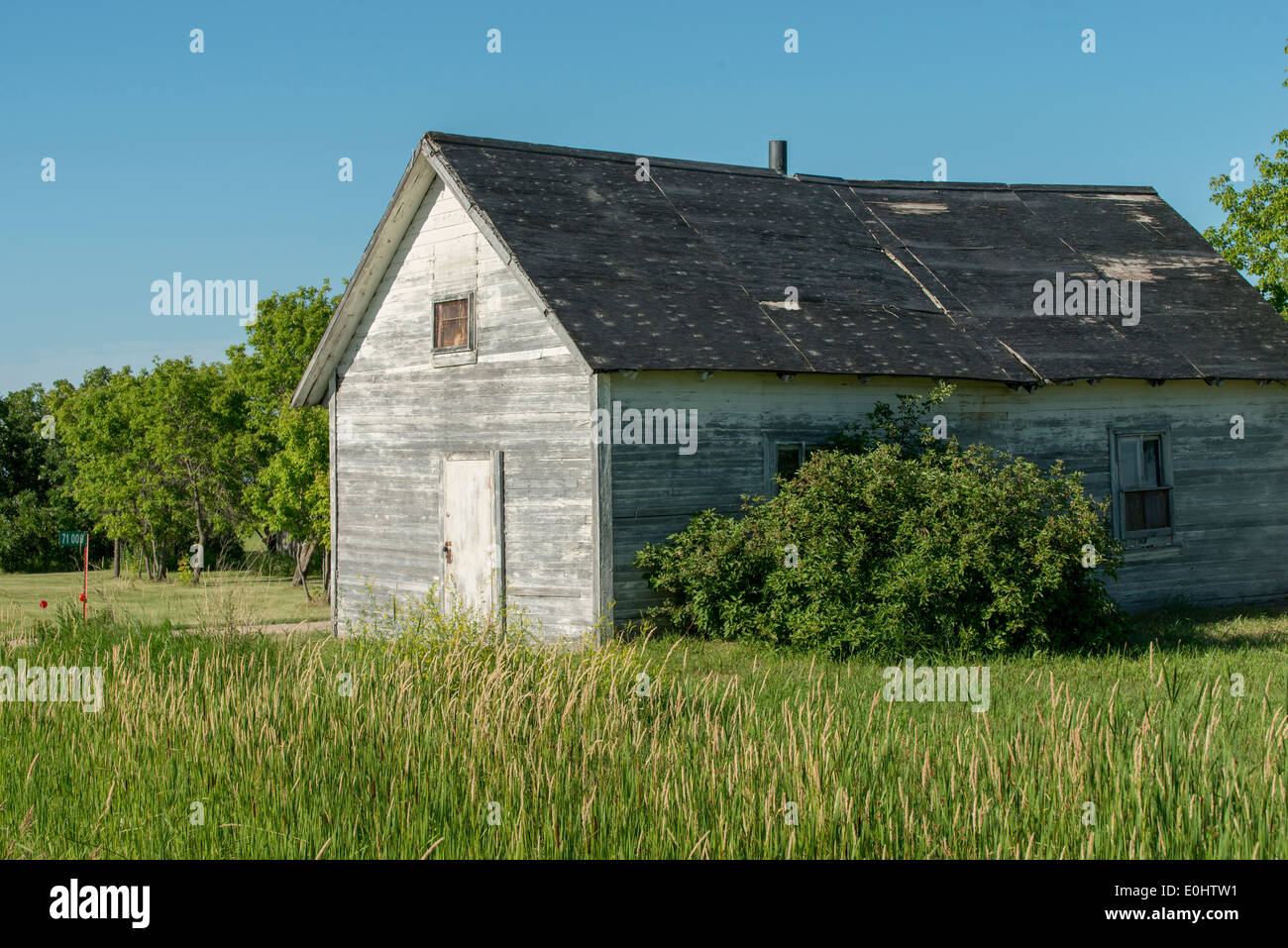 Barn in field canada hi-res stock photography and images - Alamy