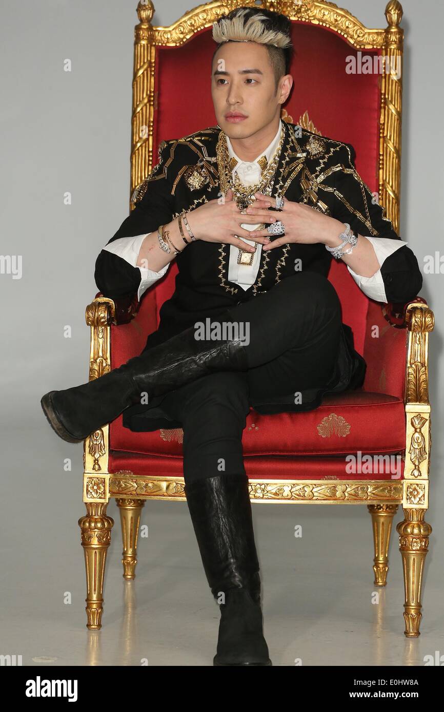 Taipei, China. 8th May, 2014. Singer Wilber Pan shoots poster in Taipei ...