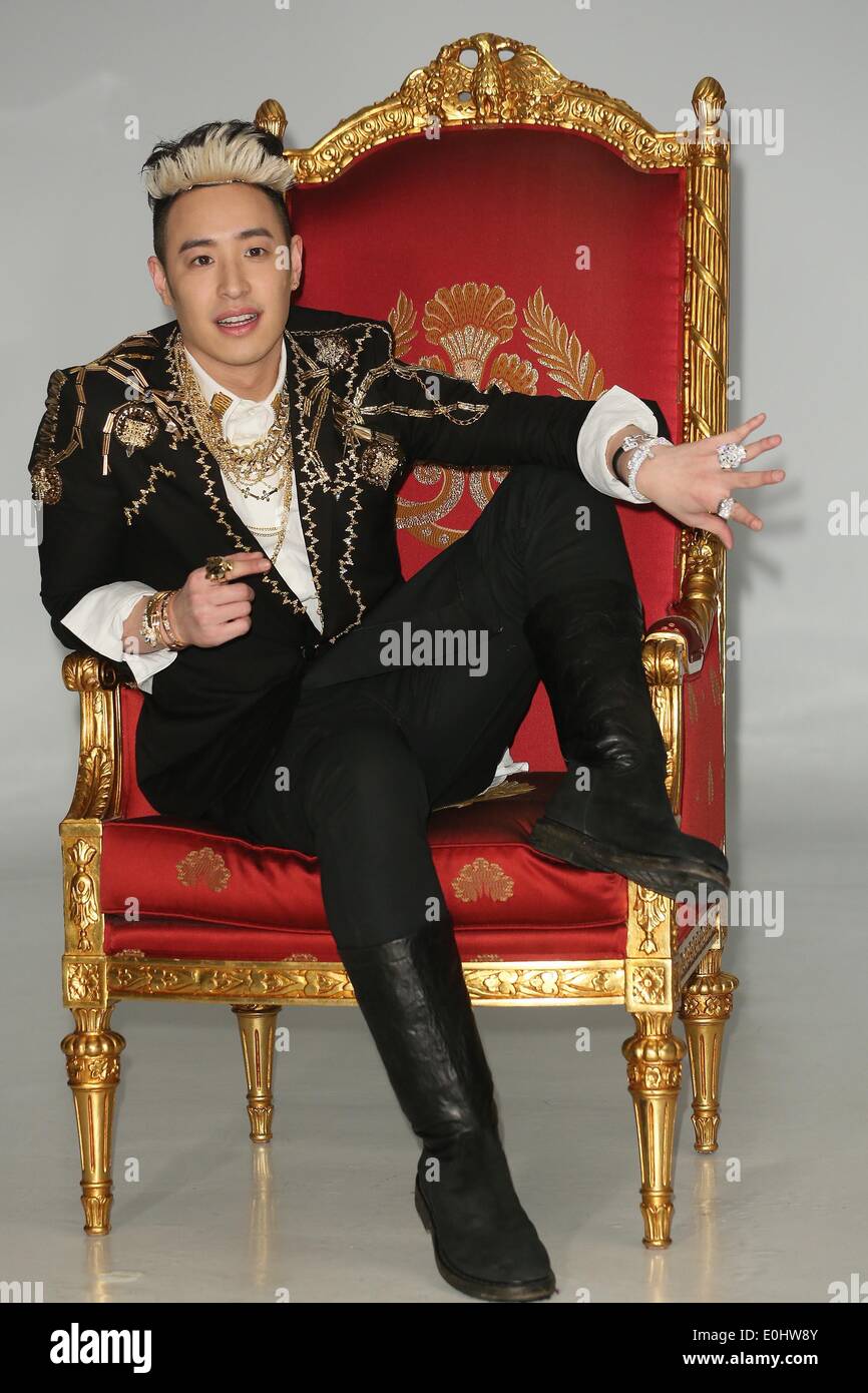 Taipei, China. 8th May, 2014. Singer Wilber Pan shoots poster in Taipei ...