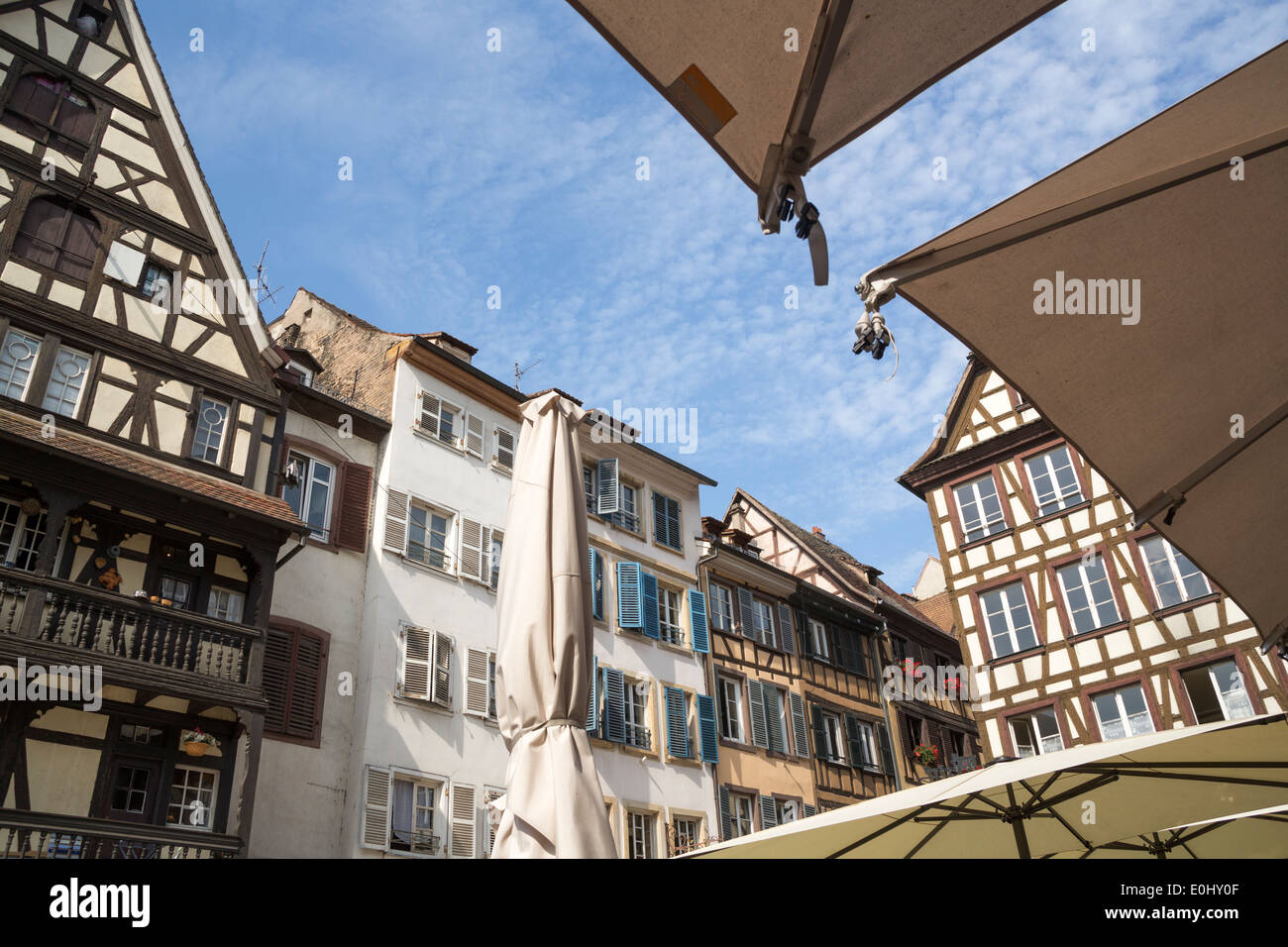 Beamed houses hi-res stock photography and images - Alamy