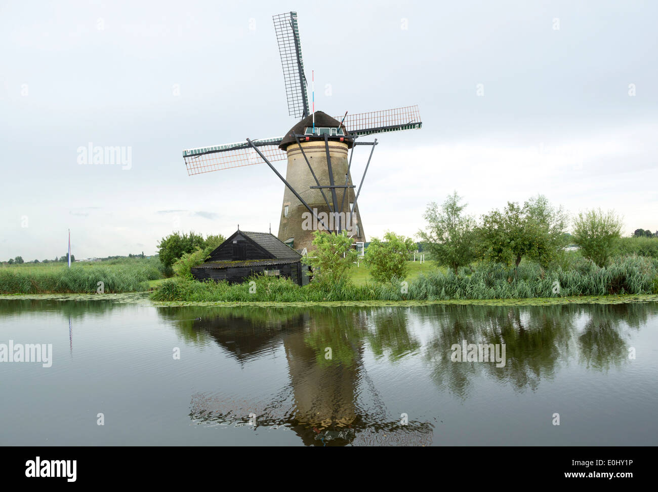 Kinderdijk windmills and canal Holland Stock Photo - Alamy