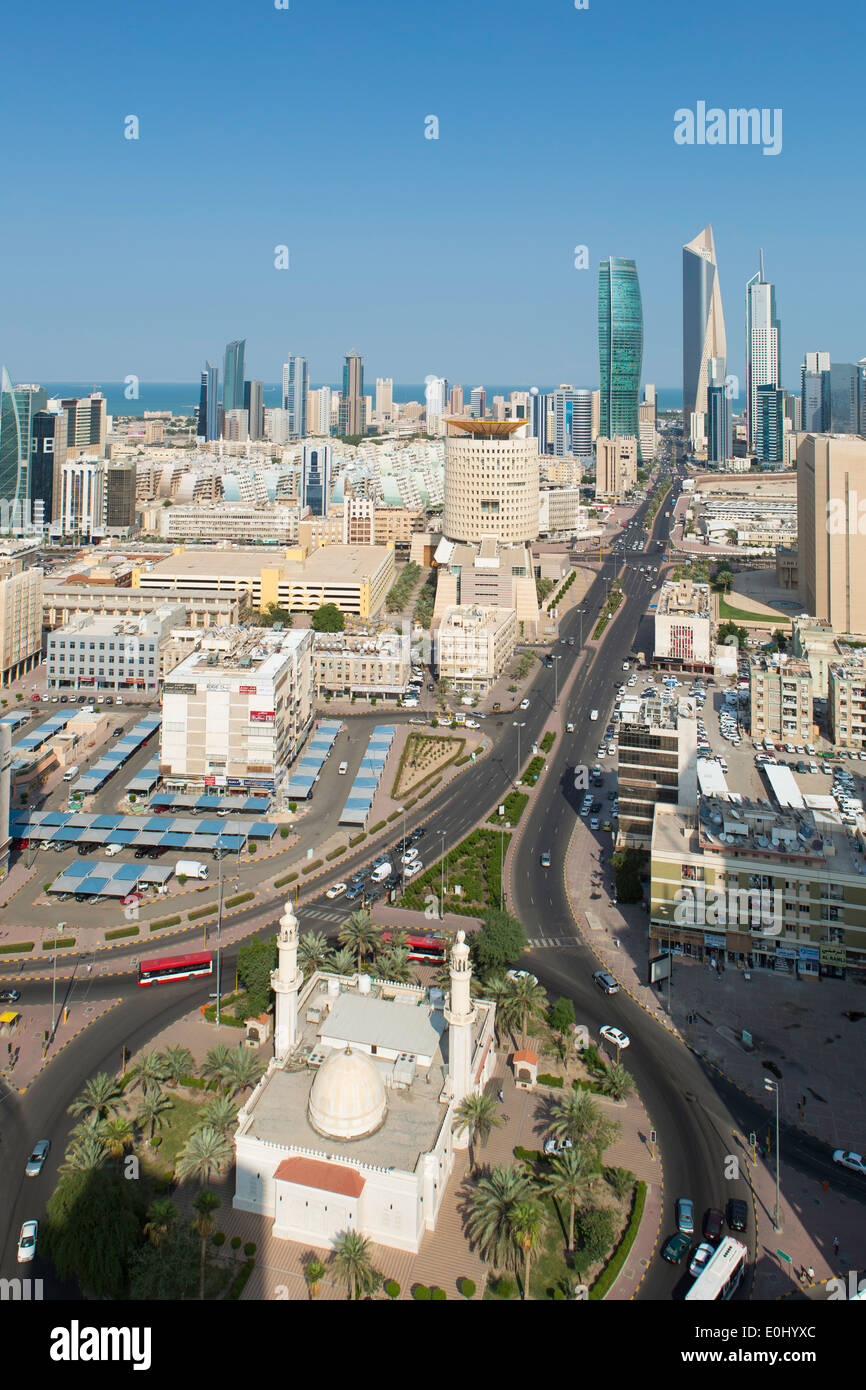 Kuwait city highway hi-res stock photography and images - Alamy