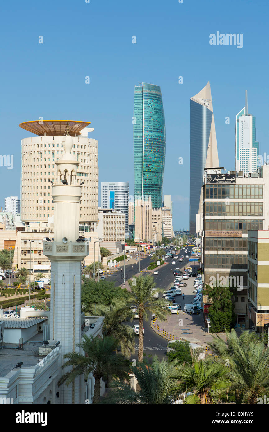 Kuwait city gulf road hi-res stock photography and images - Alamy