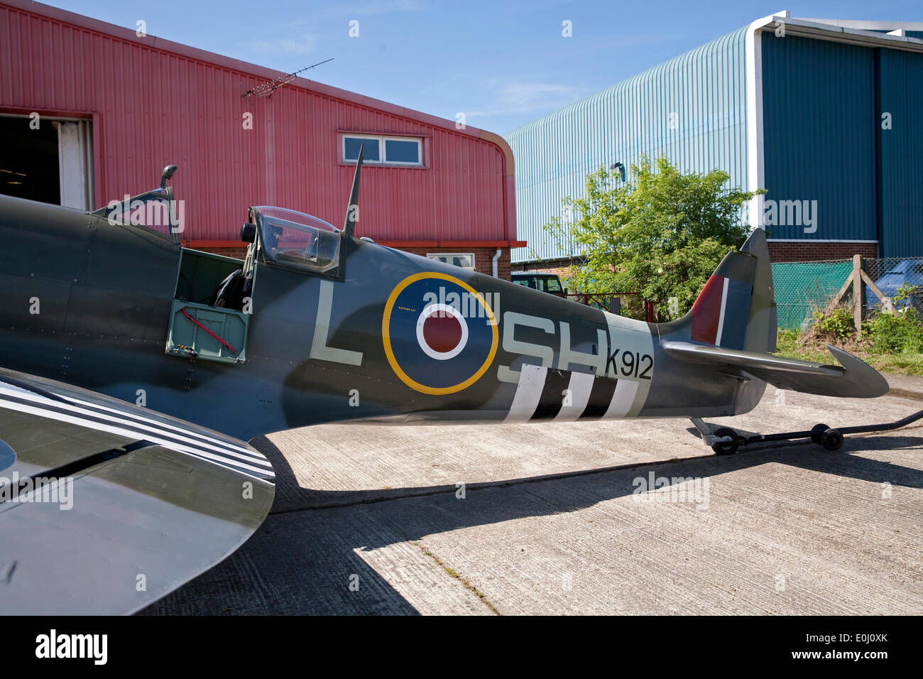 Spirit of kent spitfire hi-res stock photography and images - Alamy