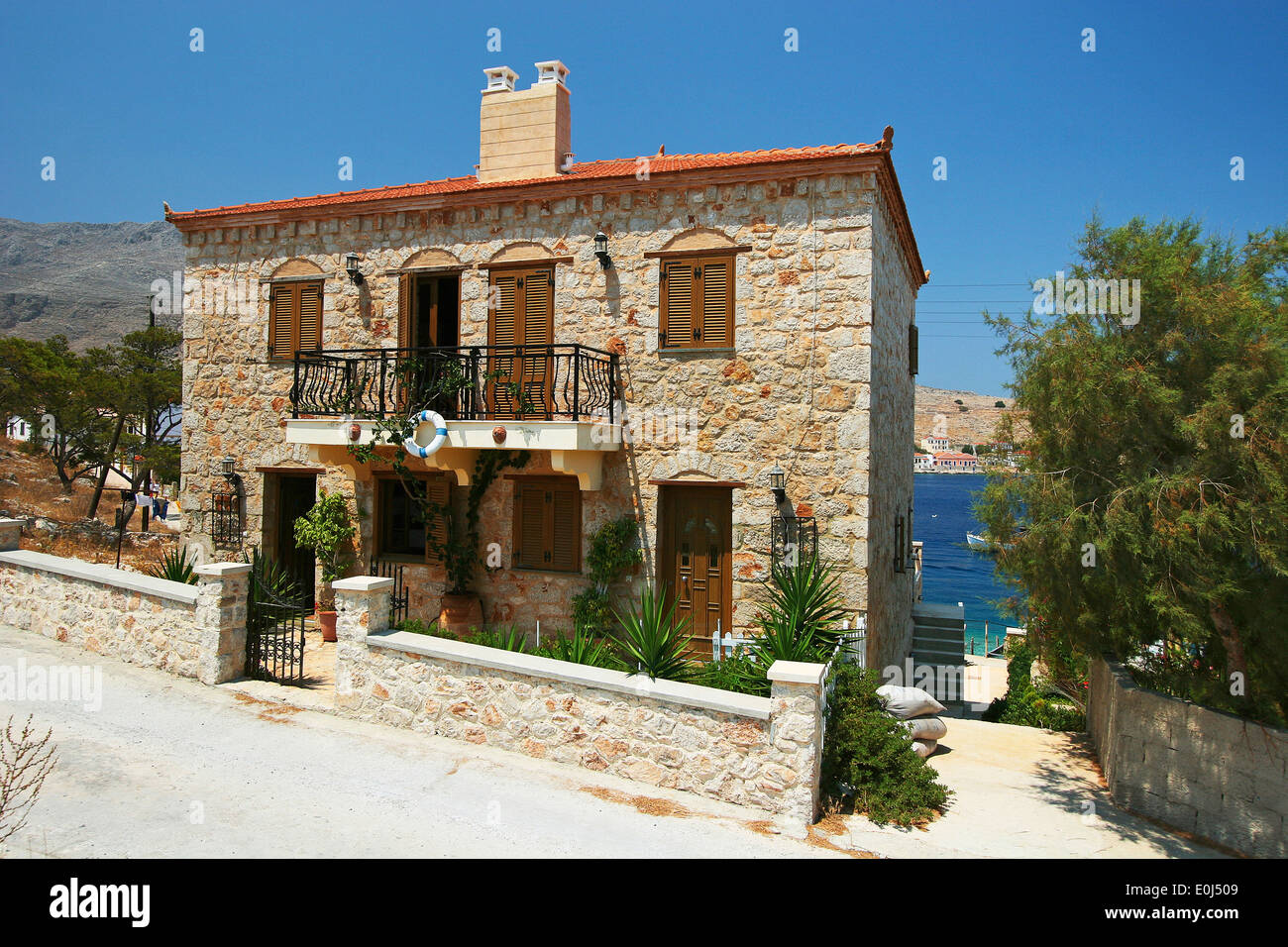 Traditional house of halki hi-res stock photography and images - Alamy