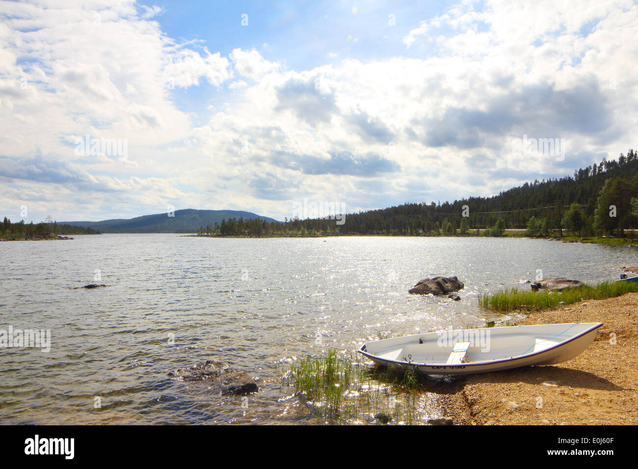 Lake shore stones hi-res stock photography and images - Alamy