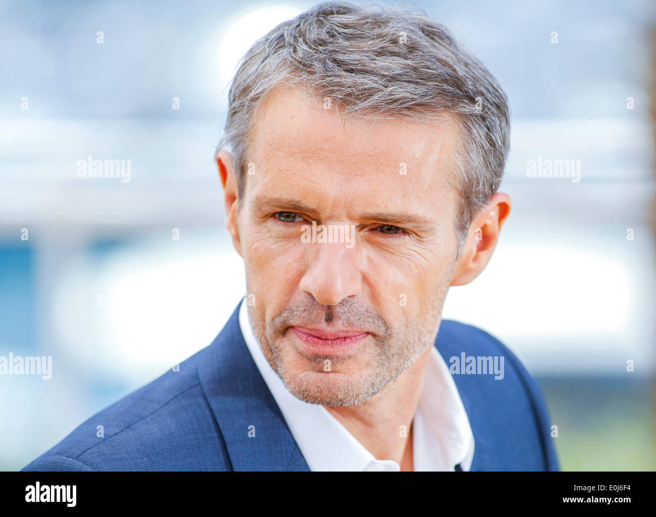 Lambert wilson hi-res stock photography and images - Alamy