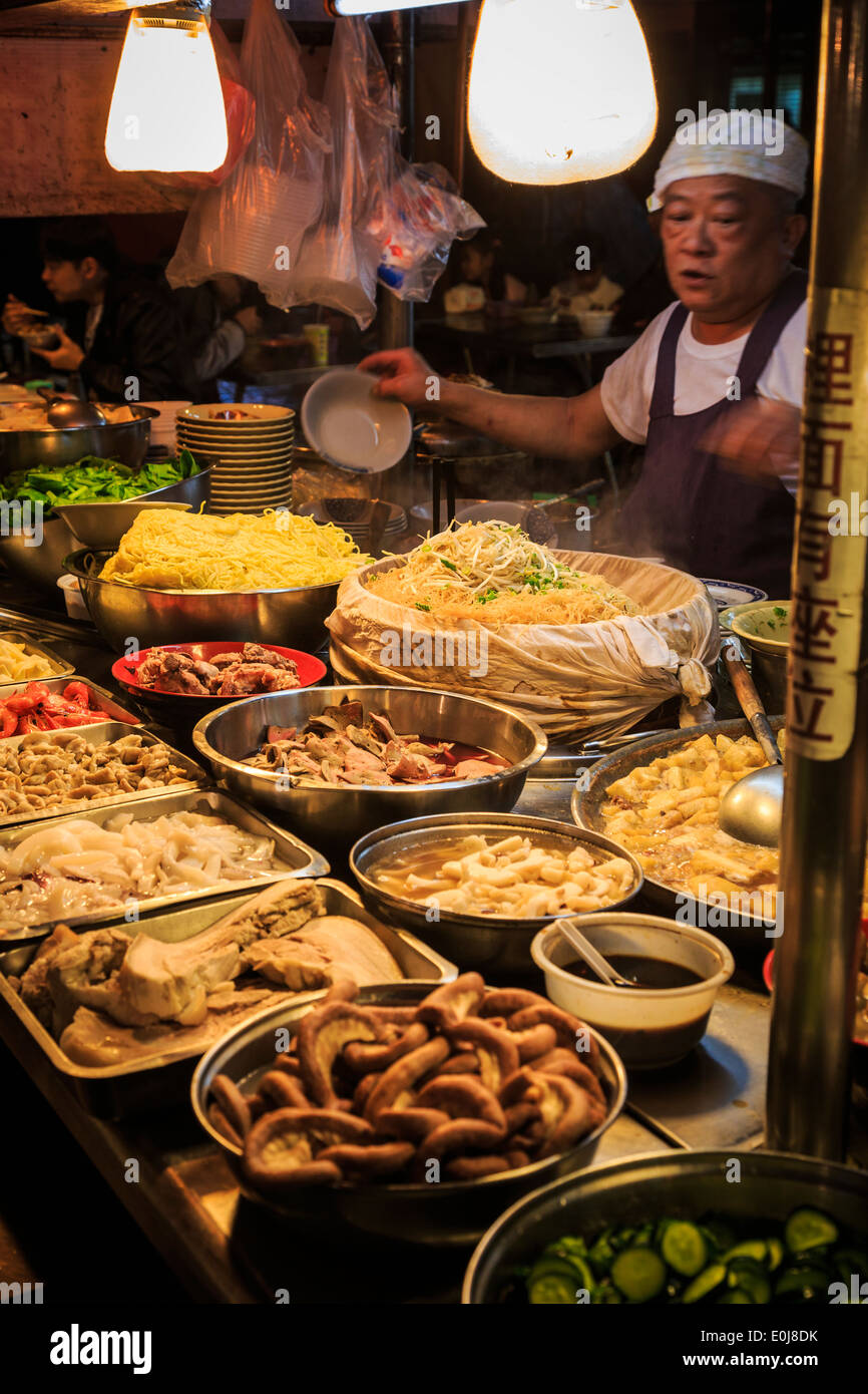 Food stand hi-res stock photography and images - Alamy