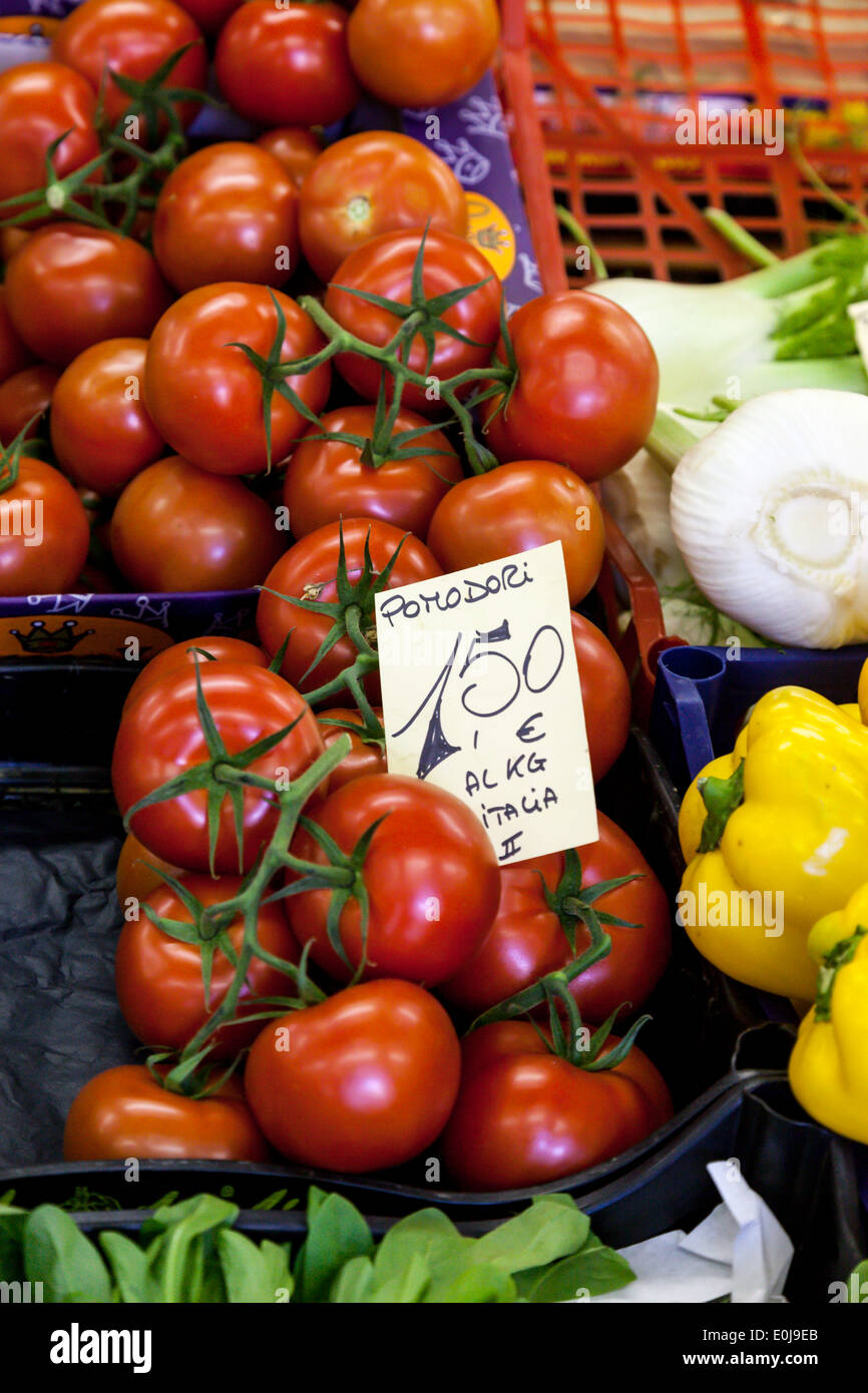 Vegetables on display in a markets in florence,Italy Stock Photo - Alamy