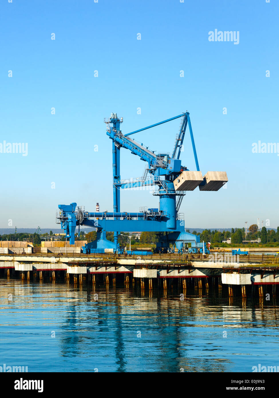 Gantry crane in port on the blue sky Stock Photo - Alamy