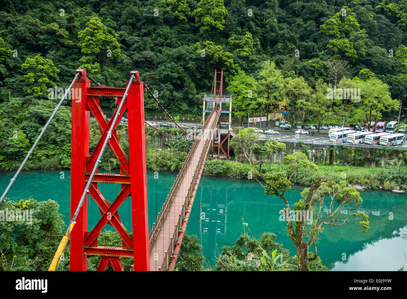 Taiwan building bridge hi-res stock photography and images - Alamy