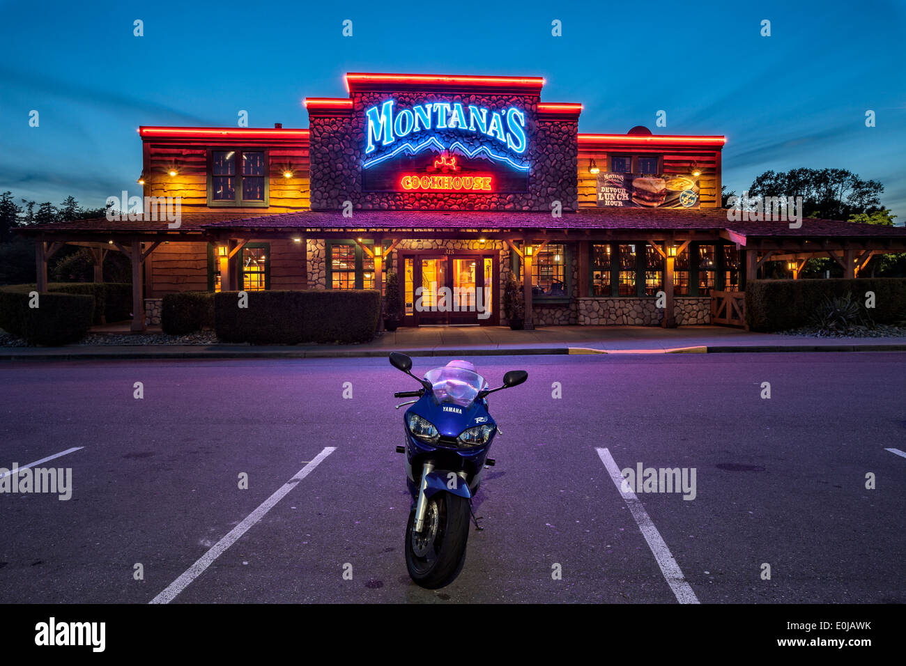 Montanas Cookhouse restaurant at twilight-Victoria, British Columbia ...