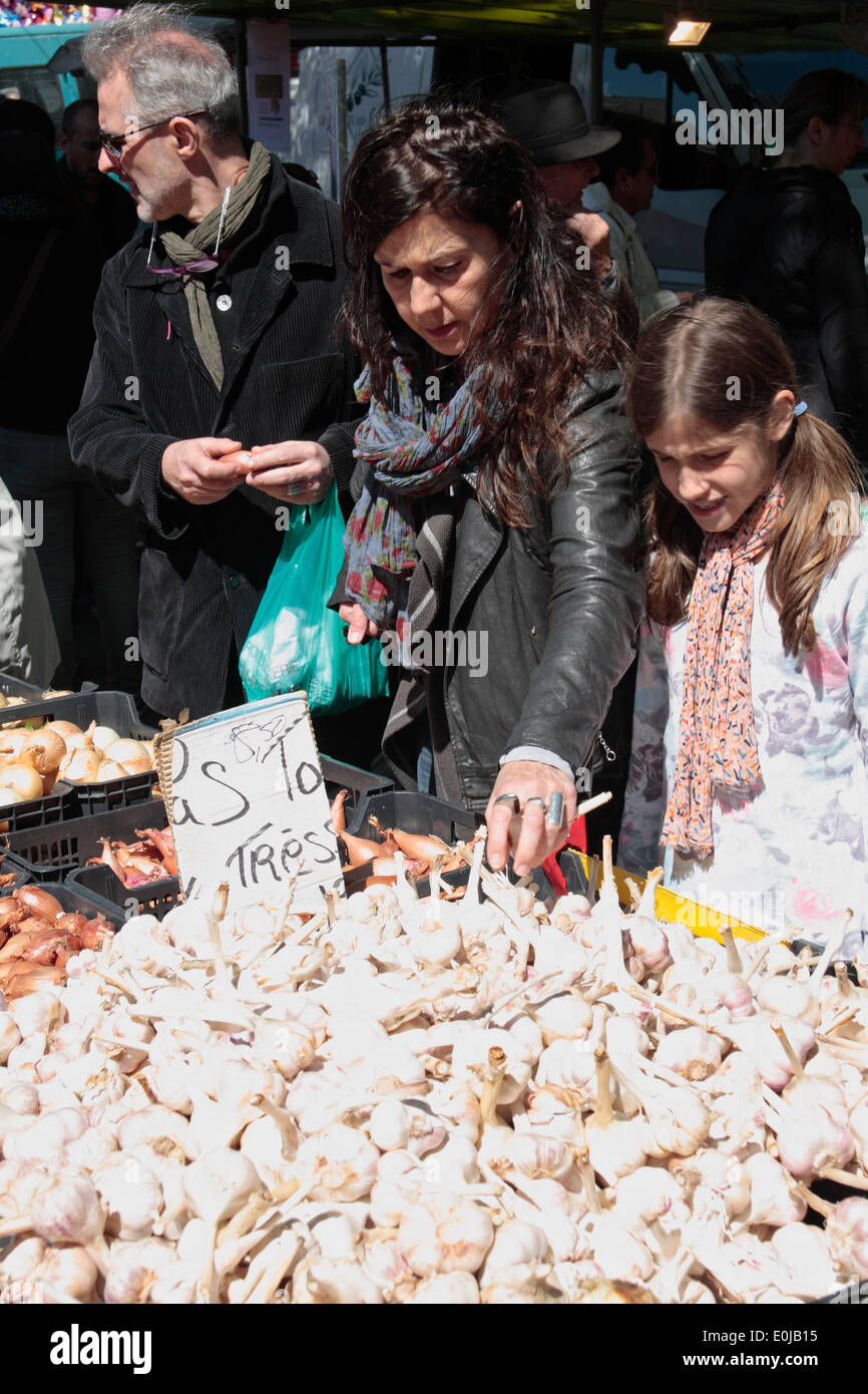 Garlic stall, Saturday street Market, Arles, Camargue, Provence, France ...