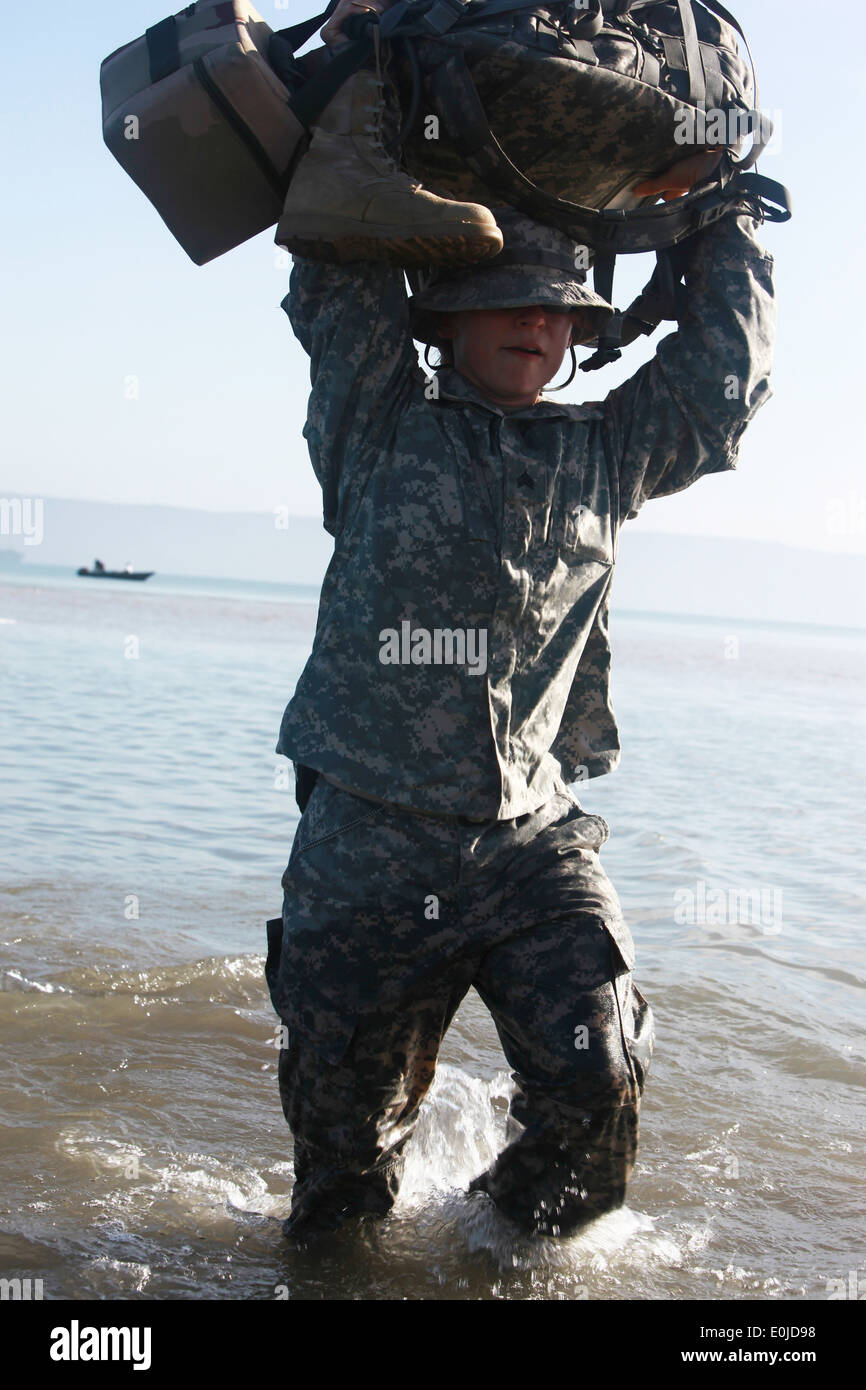 445th medical detachment veterinary services hi-res stock photography ...