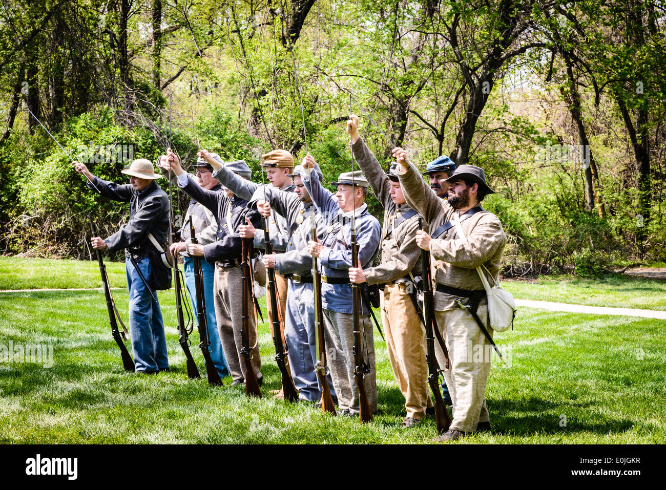 17th Virginia Infantry Confederate Rifle Unit, Fairfax Civil War Day ...