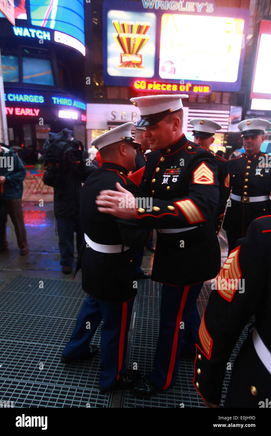 NEW YORK -- Marines congratulated Staff Sergeant Daniel Valdes, a Grass ...