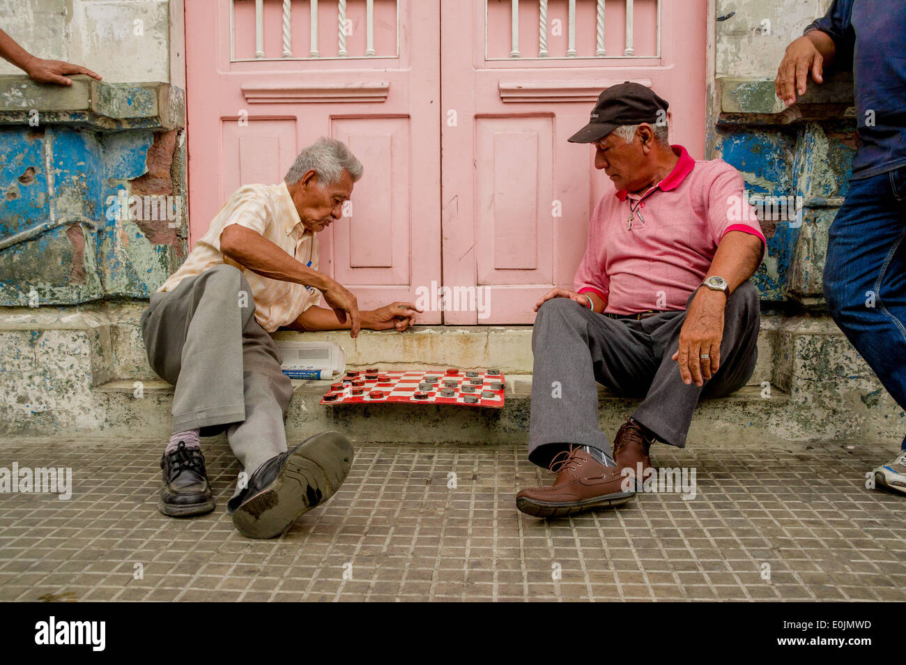 Checkers building hi-res stock photography and images - Alamy