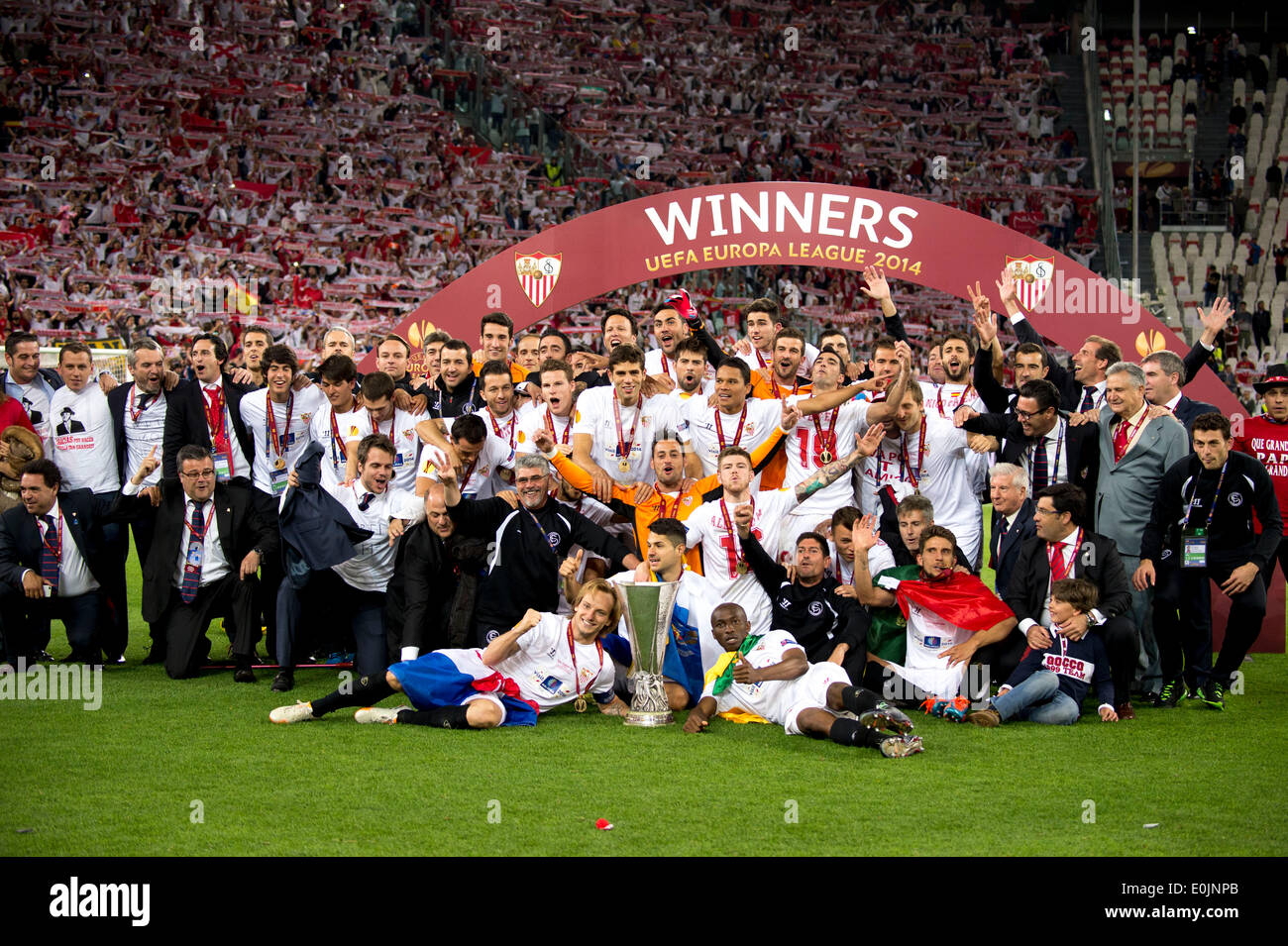 Turin, Italy. 14th May, 2014. Sevilla team group Football/Soccer ...