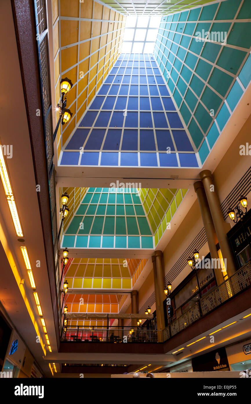 Ceiling in a shopping Mall with light coming in through the skylight ...
